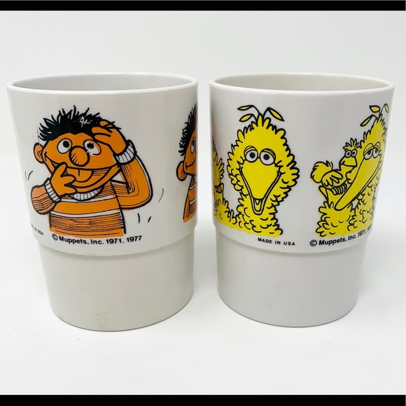 Muppets Inc | Dining | Muppets Sesame Street Plastic Cups Set Of 2 97s ...